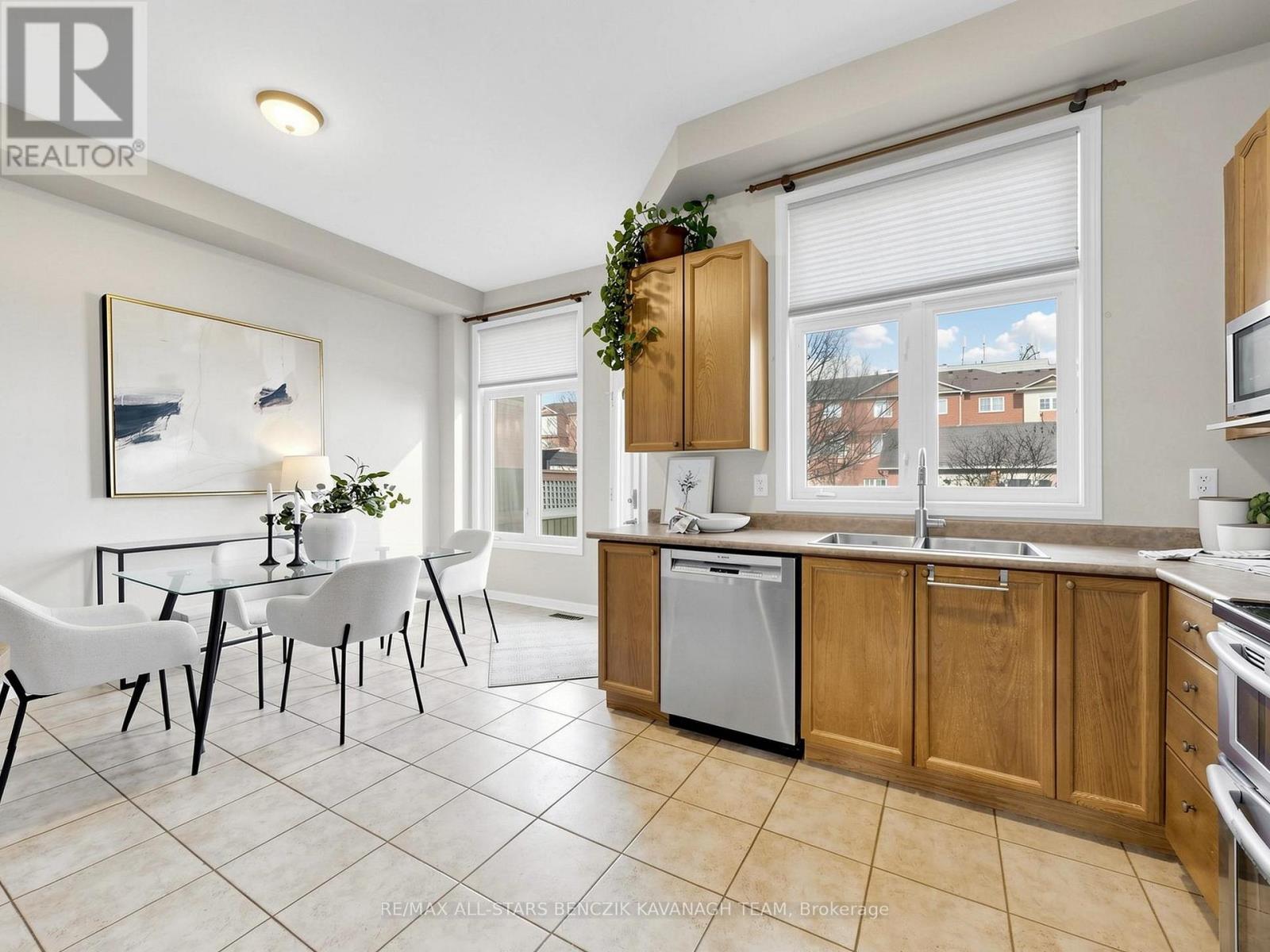 For sale: 225 WALKERVILLE ROAD, Markham (Cornell), Ontario L6B1C6 ...