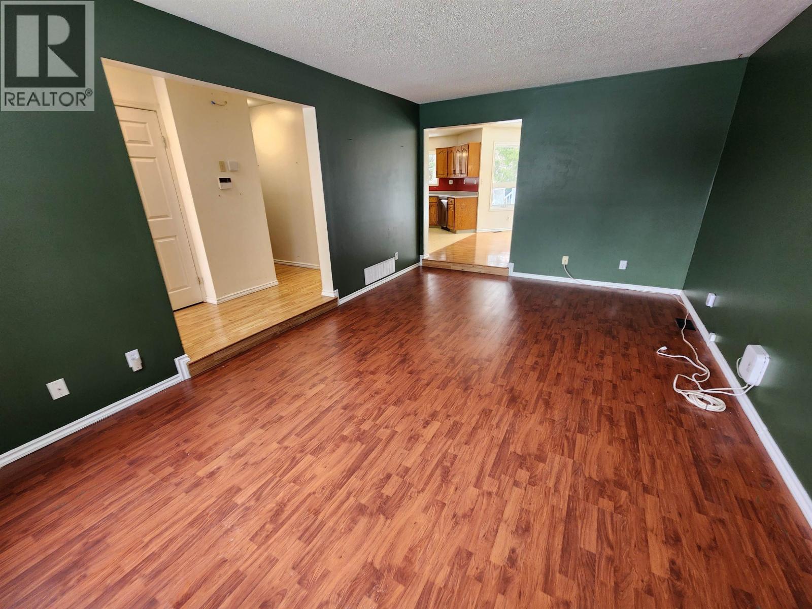 For sale: 7615 PEARL DRIVE, Prince George, British Columbia V2K4N5 ...