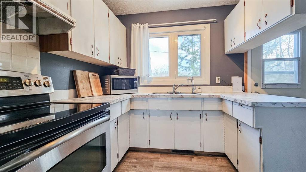 For sale: 69565 Range Road 65, Grovedale, Alberta T0H1X0 - A2292813 ...