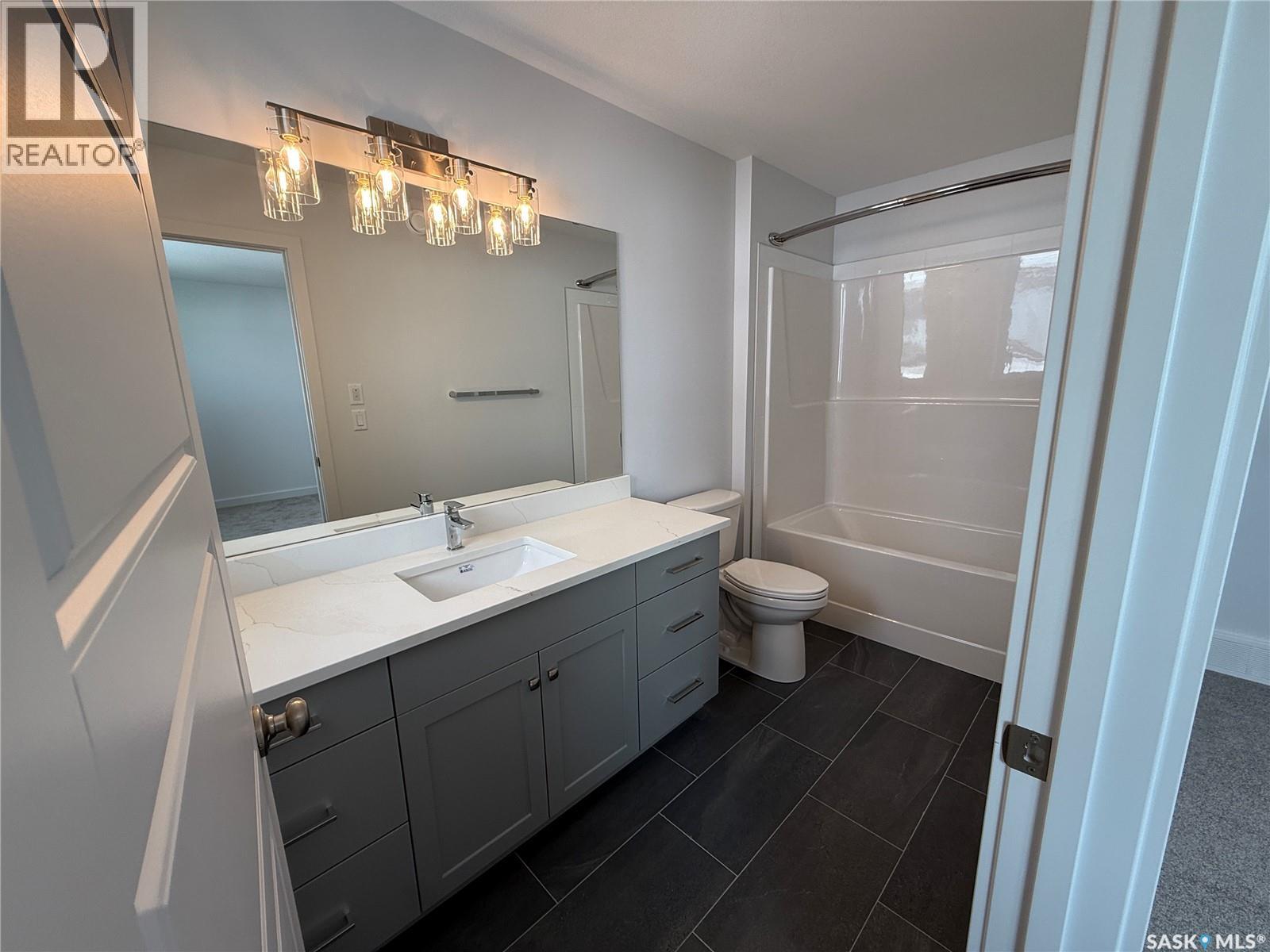 For sale: 919 Traeger MANOR, Saskatoon, Saskatchewan S7V1V8 - SK023714 ...