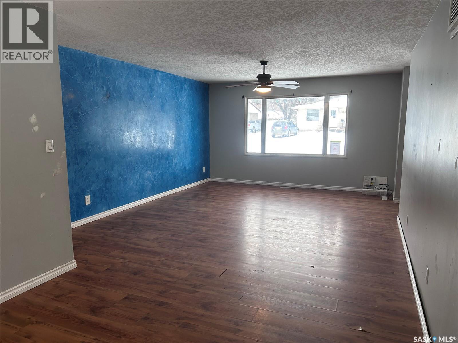 1523 Thorn CRESCENT, Estevan, Saskatchewan S4A1V7 | REALTOR.ca