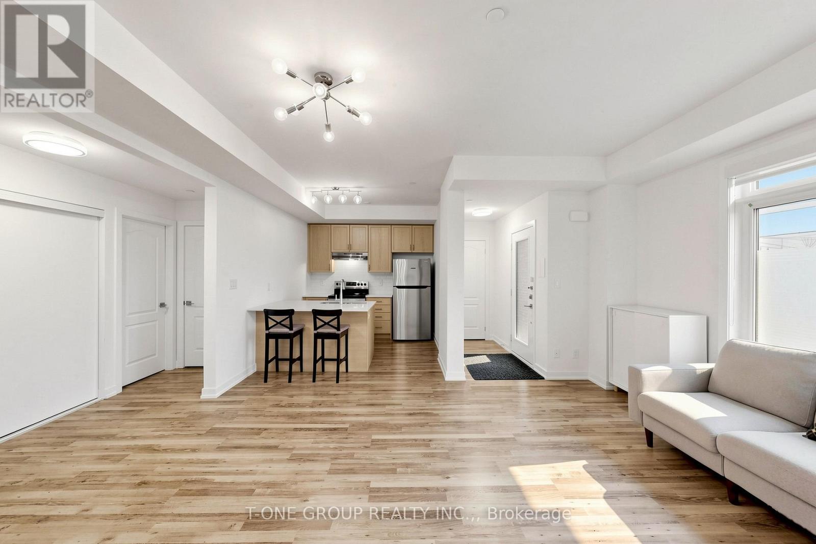 For sale: 106 - 370 RED MAPLE ROAD, Richmond Hill (Langstaff), Ontario ...