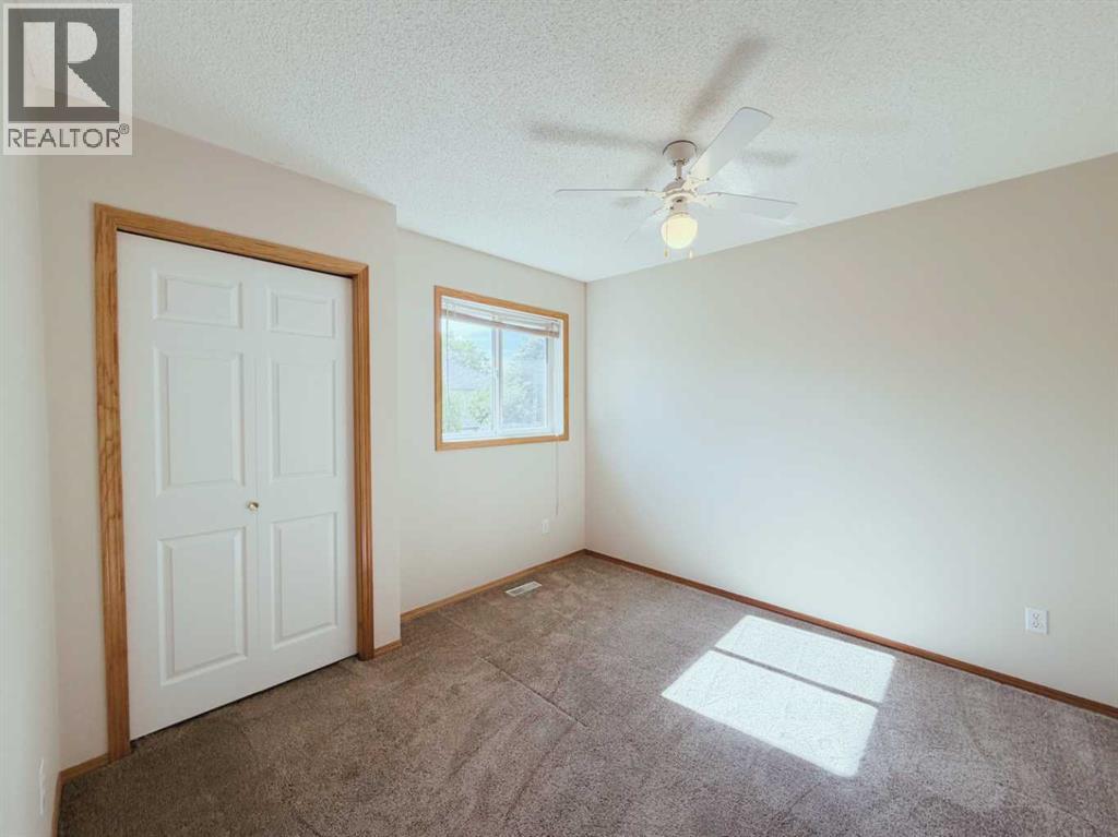 For sale: 105 Aspen Way, Vulcan, Alberta T0L2B0 - A2279104 | REALTOR.ca