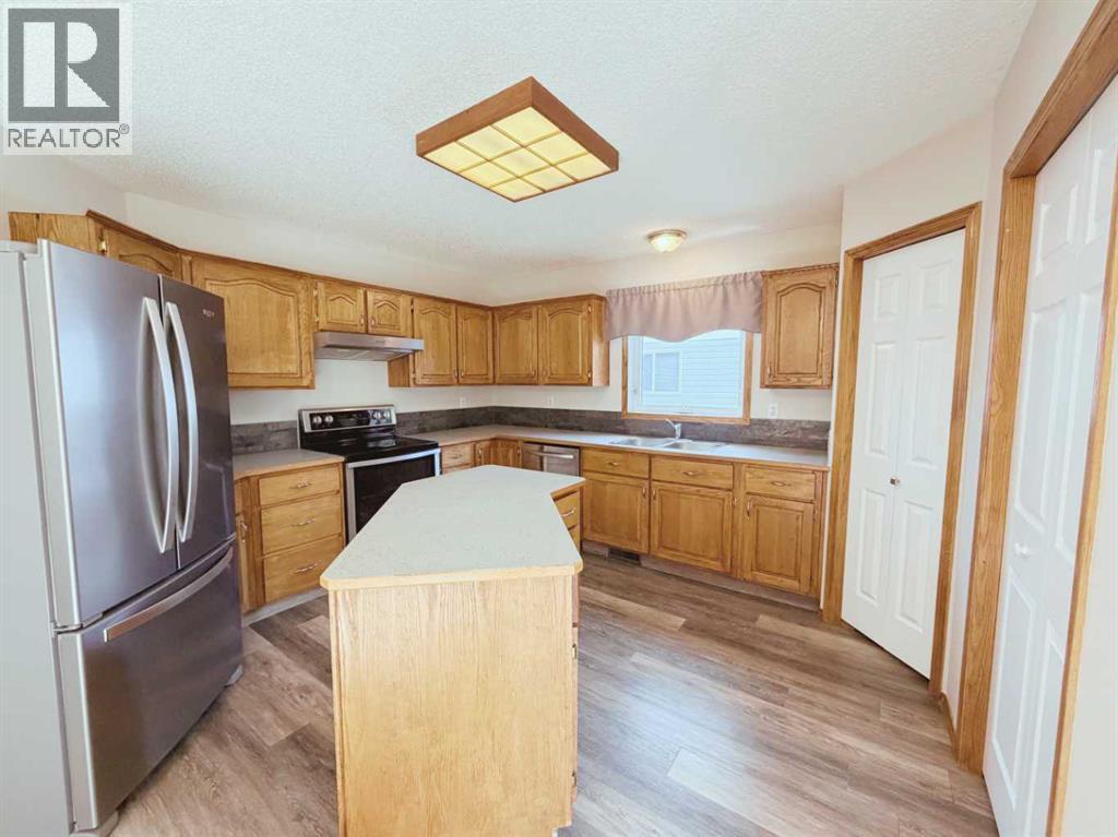 For sale: 105 Aspen Way, Vulcan, Alberta T0L2B0 - A2279104 | REALTOR.ca