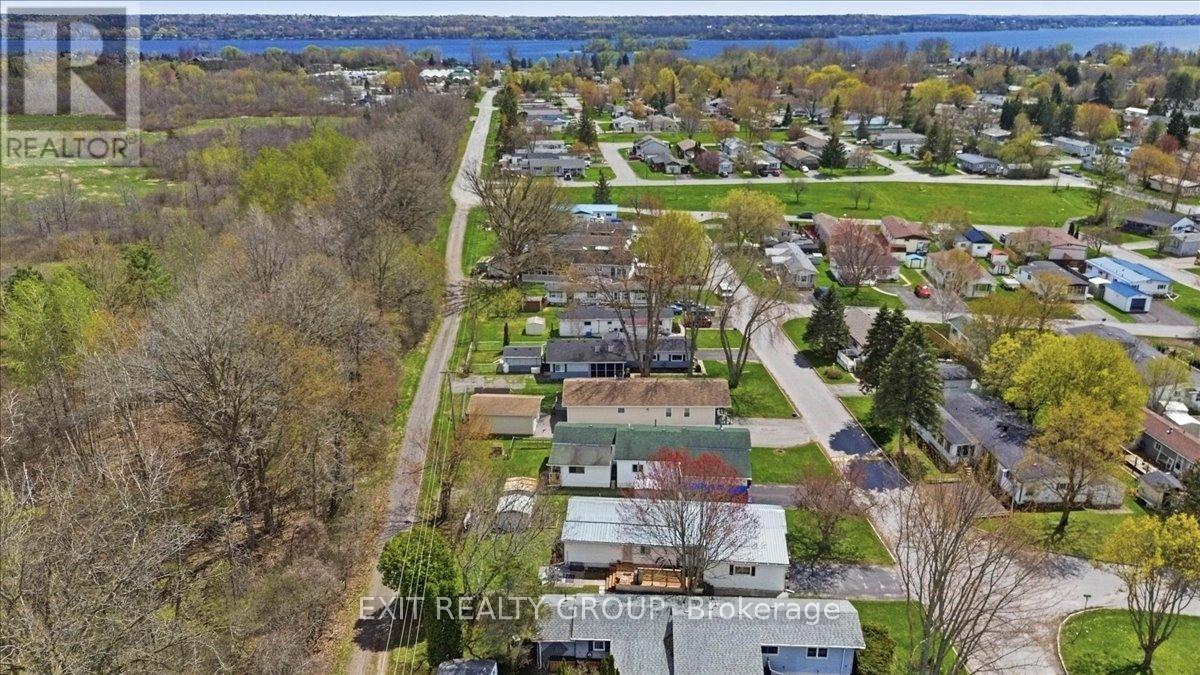 For sale: 22 LINDEN BOULEVARD, Quinte West (Sidney Ward), Ontario ...