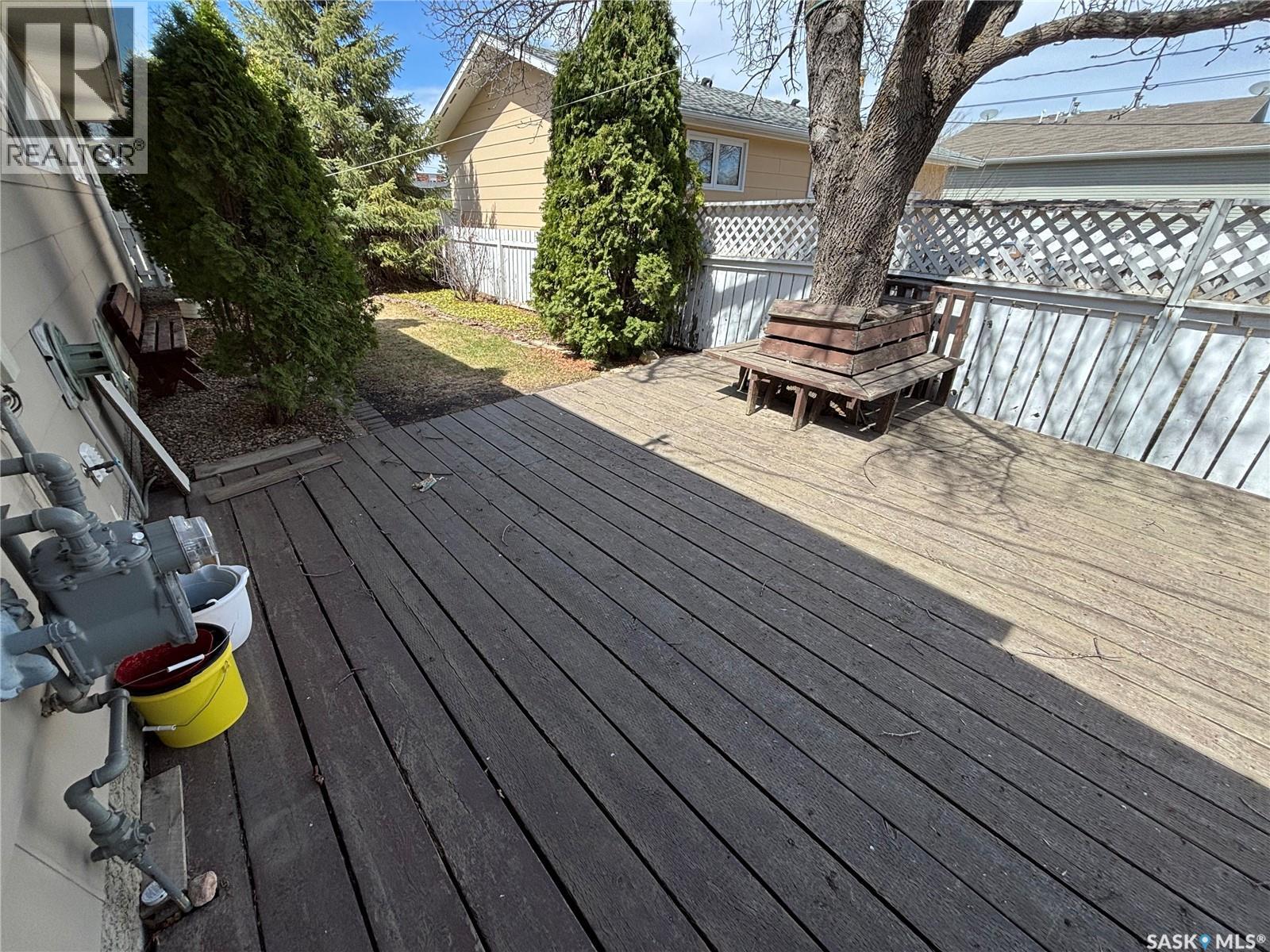 For sale: 101 Kennedy DRIVE, Melfort, Saskatchewan S0E1A0 - SK035854 ...