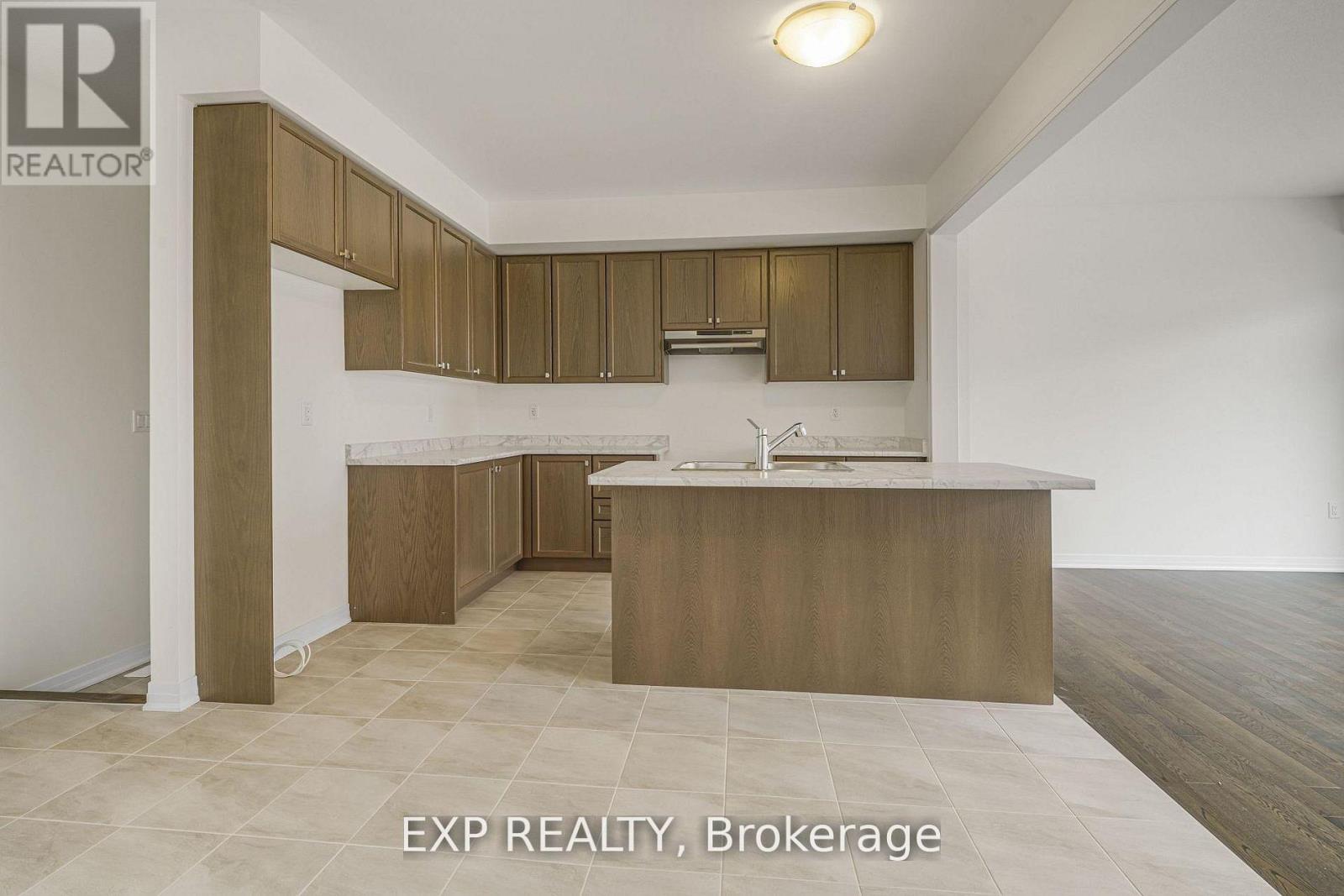 For rent: 25 CANVAS CRESCENT, Welland (Dain City), Ontario L3B0P4 ...