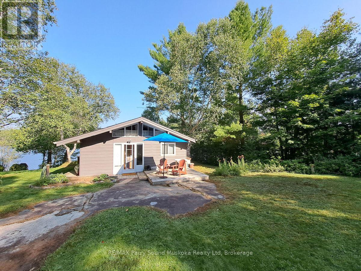 For sale: 91 GIBSON BAY ROAD, Whitestone (Hagerman), Ontario P0A1G0 ...