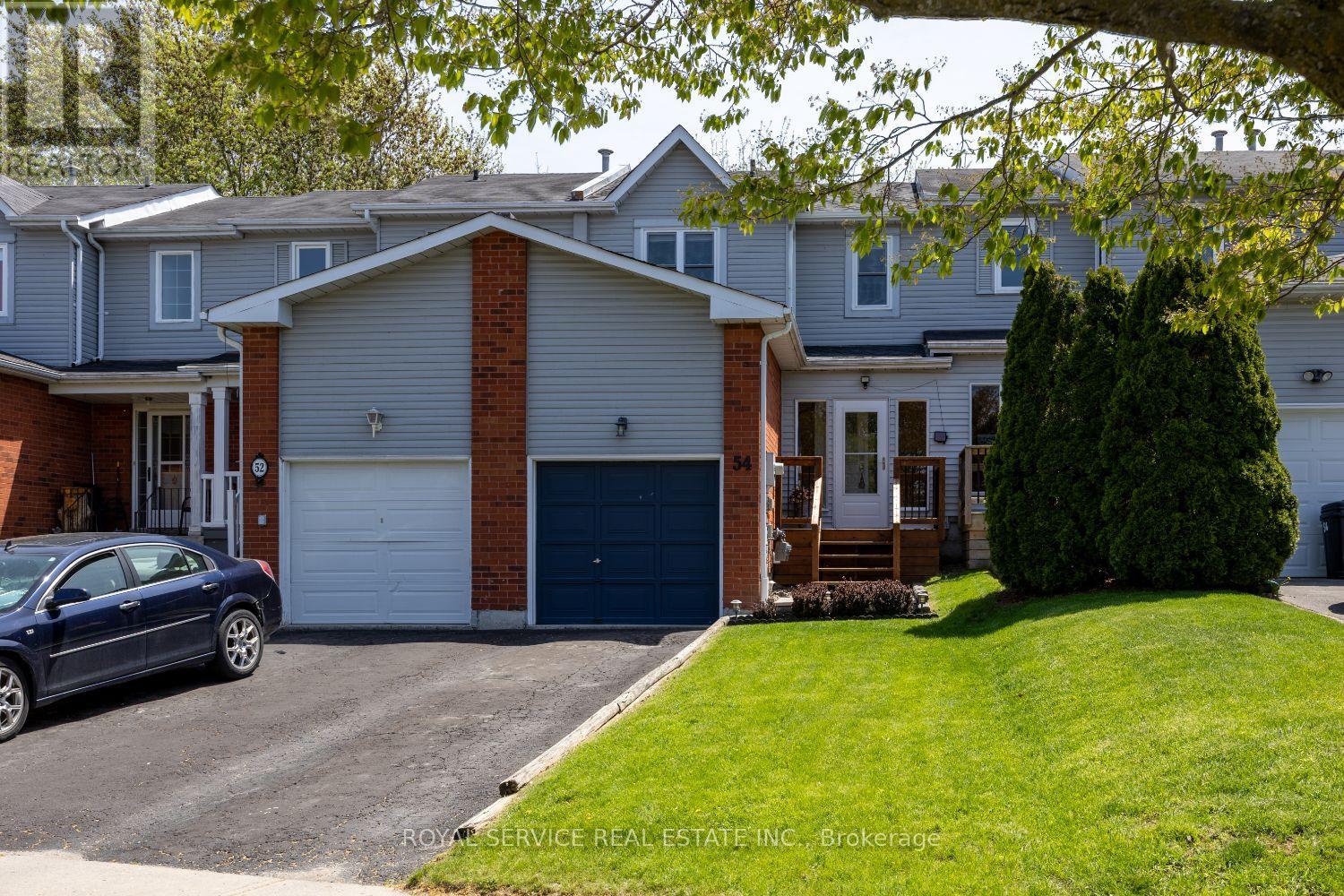 For sale: 54 GALBRAITH COURT, Clarington (Bowmanville), Ontario L1C4P6 ...