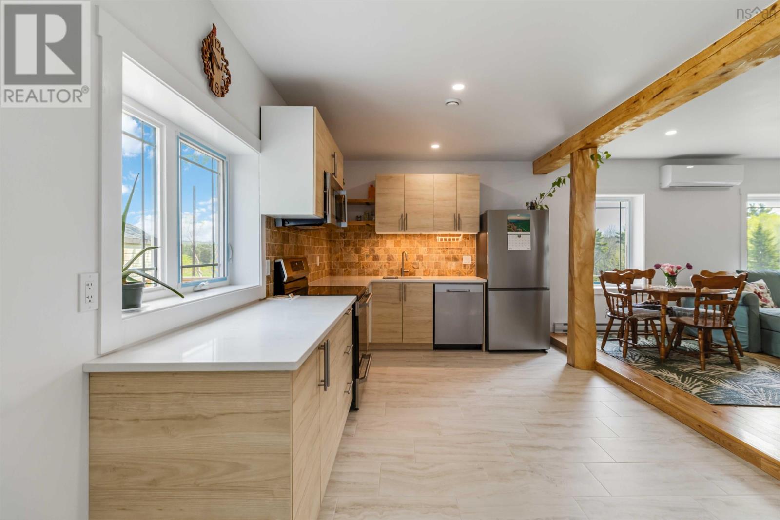 For sale: 42 Cornwall Road, Blockhouse, Nova Scotia B0J2E0 - 202611600 ...