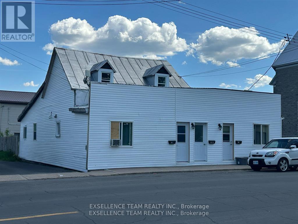 For sale: 28 LOCHIEL ROAD, North Glengarry, Ontario K0C1A0 - X13158762 ...