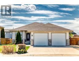For sale: 8 Filbert Close, Sylvan Lake, Alberta T4S2L2 - A2288497 ...
