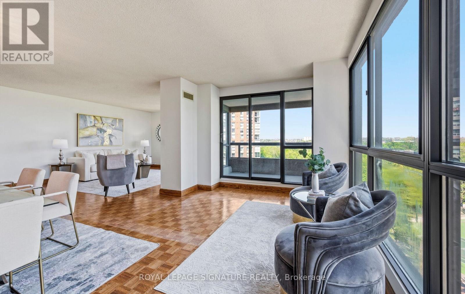 For sale: 805 - 3 CONCORDE PLACE, Toronto (Banbury-Don Mills), Ontario ...