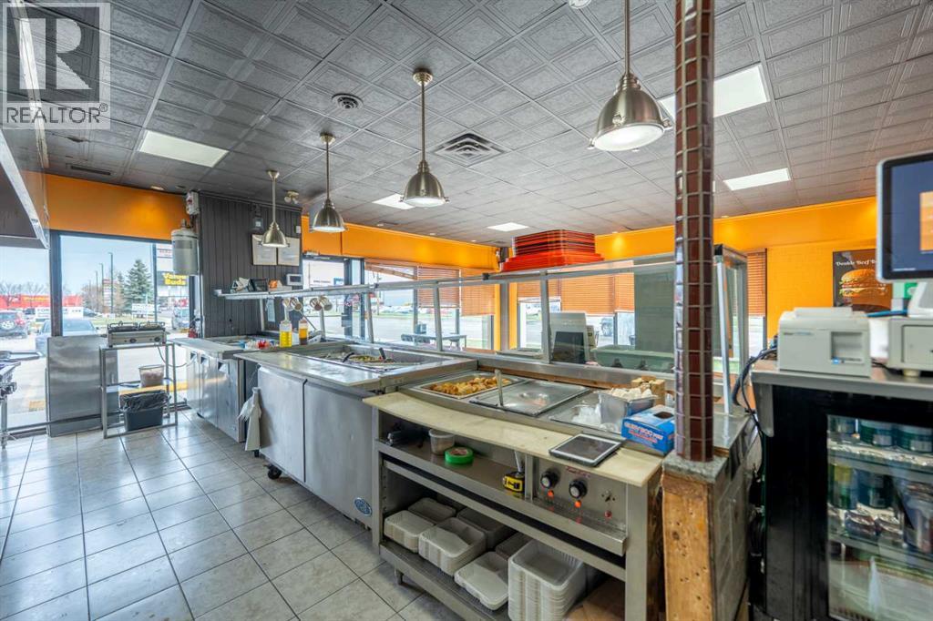 For sale or rent: Unit 1, 5147 20 Avenue SE, Calgary, Alberta T2B0B1 ...
