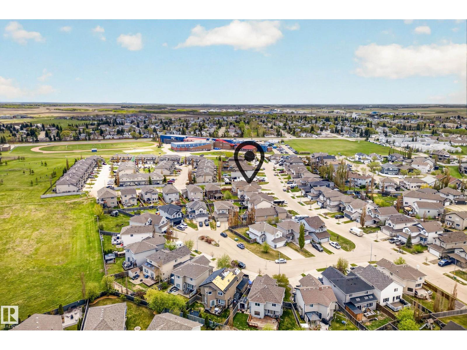 For sale: 10203 96 ST, Morinville, Alberta T8R0B5 - E4489442 | REALTOR.ca