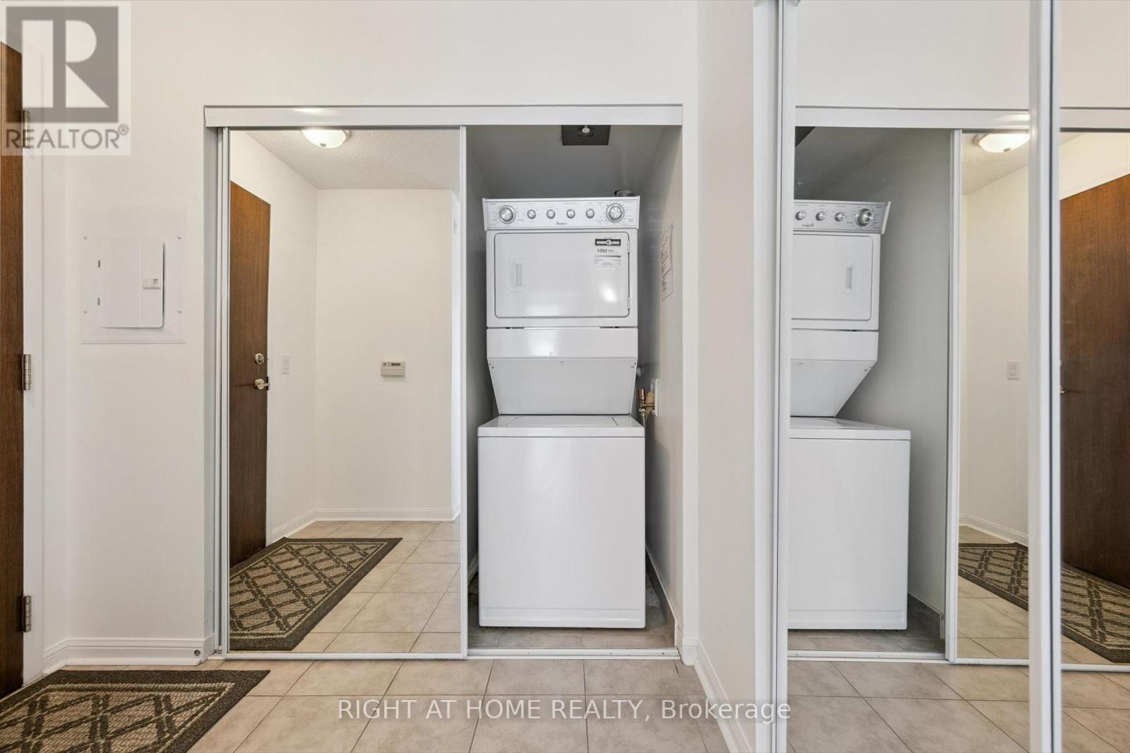 For sale: 113 - 50 VIA ROSEDALE WAY, Brampton (Sandringham-Wellington ...