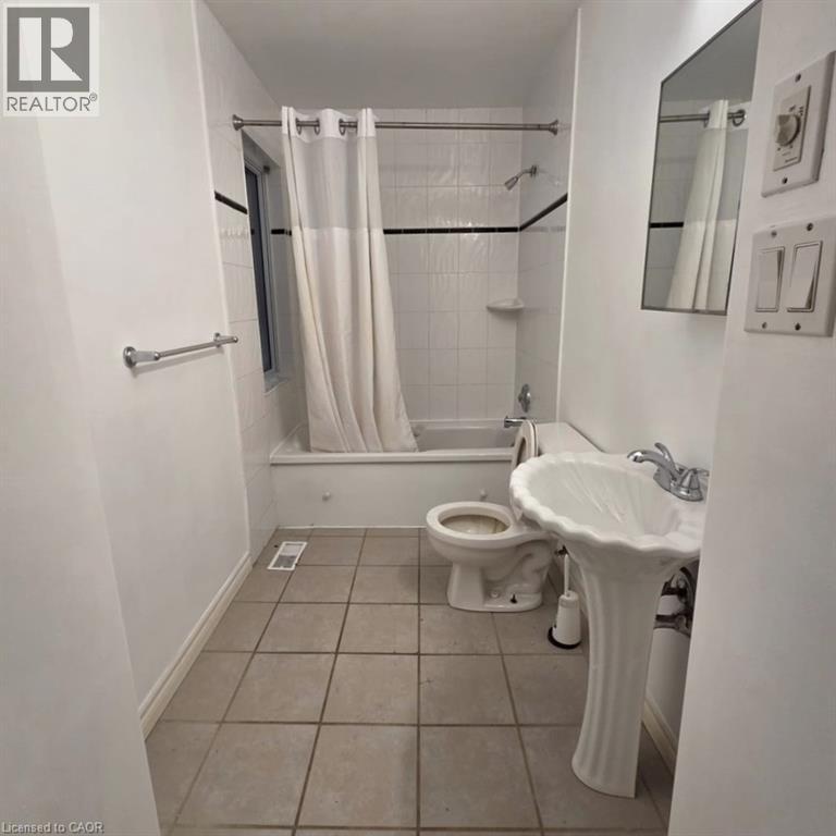 For rent: 7 KING Street N Unit# UPPER, Waterloo, Ontario N2J2W6 ...