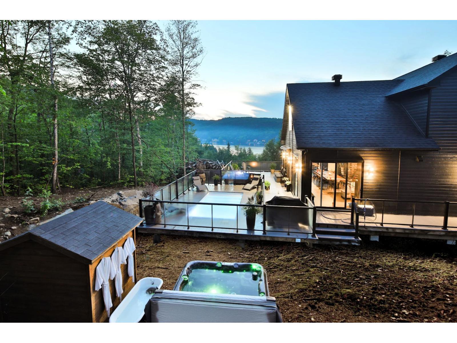 À vendre : 305 305e Avenue, Saint-Hippolyte, Québec J8A2W4 - 23191270 ...