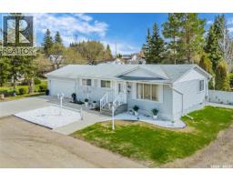 For sale: 200 Buffer AVENUE, Vonda, Saskatchewan S0K4N0 - SK036951 ...