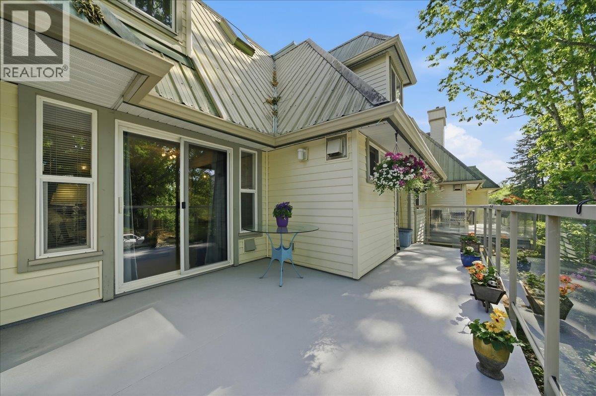 For sale: 203 22275 123 AVENUE, Maple Ridge, British Columbia V2X4E1 ...