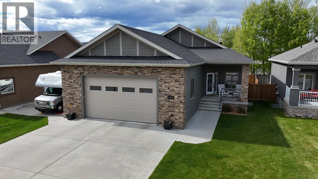 For sale: 108 TRESTLE Place, Hinton, Alberta T7V0B8 - A2314440 | REALTOR.ca