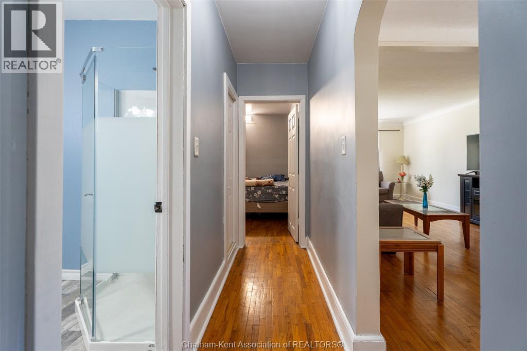 À vendre : 363 Lacroix STREET, Chatham, Ontario N7M2W4 - 26012165 ...