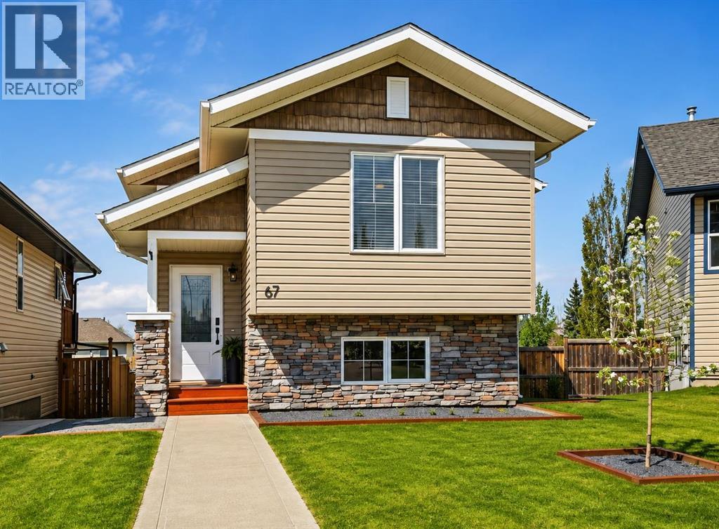 For sale: 67 Lodge Place, Sylvan Lake, Alberta T4S2N2 - A2314476 ...