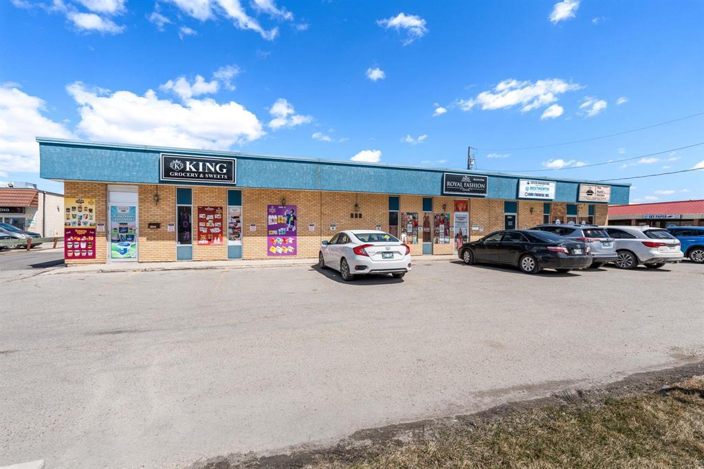 For sale: 933 Mcleod Avenue, Winnipeg, Manitoba R2G0Y4 - 202610114 ...