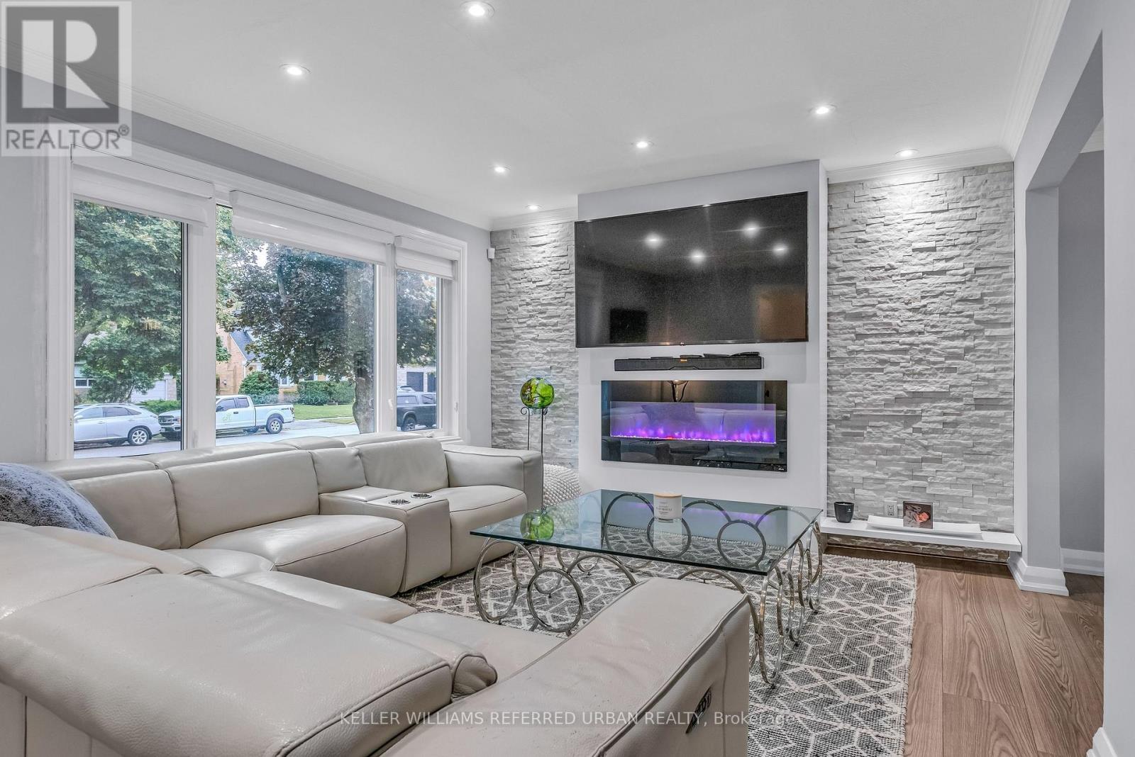 À vendre : 115 ASHBOURNE DRIVE, Toronto (Islington-City Centre West ...