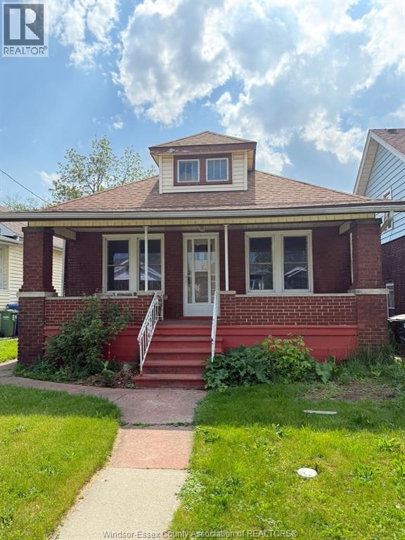À vendre : 1069 ELM, Windsor, Ontario N9A5H8 - 26012173 | REALTOR.ca