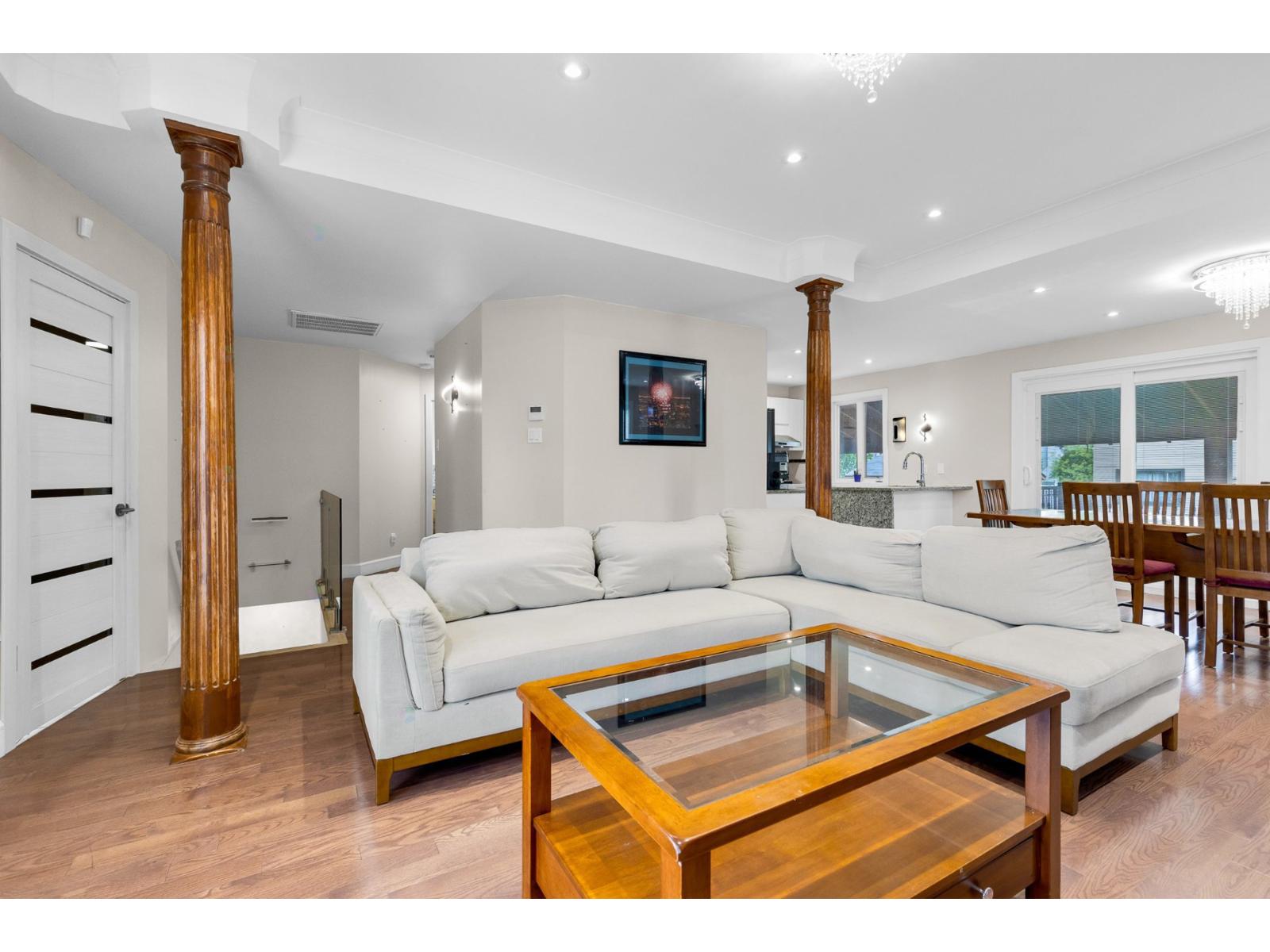 For sale: 45 Rue des Lilas, L'Île-Perrot, Quebec J7V8S6 - 24058432 ...