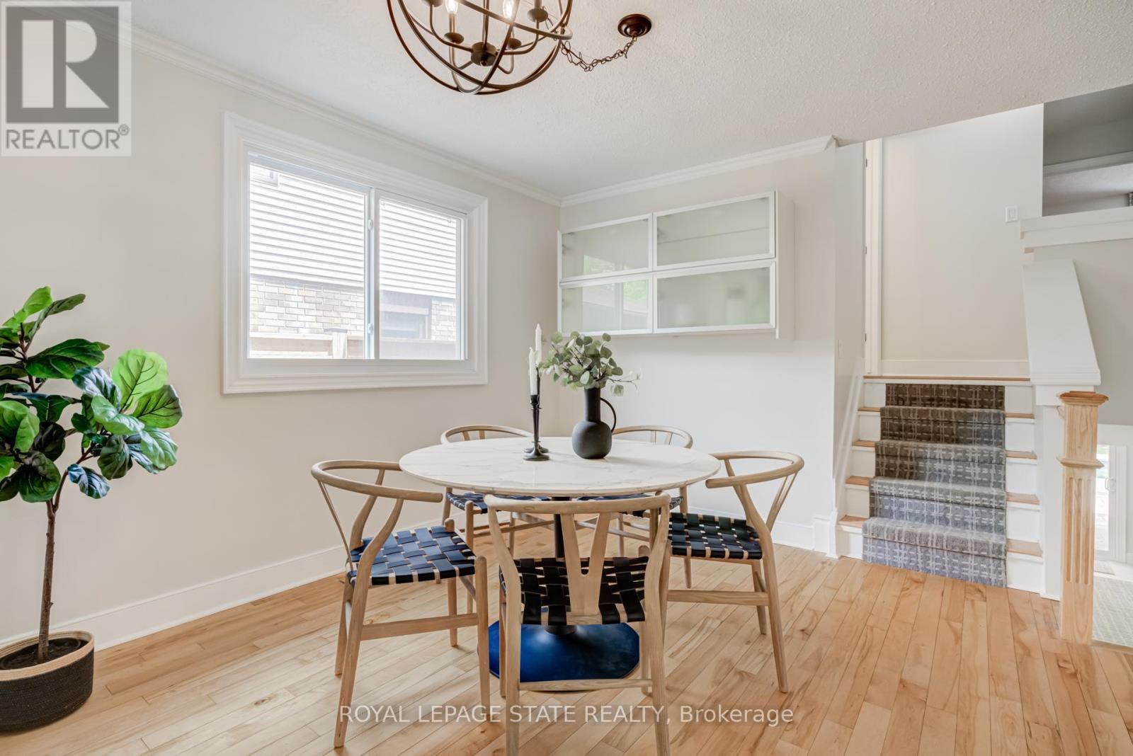À vendre : 27 BLOOMSBURY COURT, Hamilton (Ancaster), Ontario L9G4L5 ...