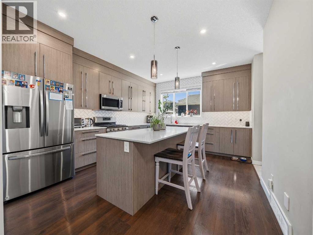 For sale: 153 Chelsea Drive, Chestermere, Alberta T1X1Z2 - A2313980 ...