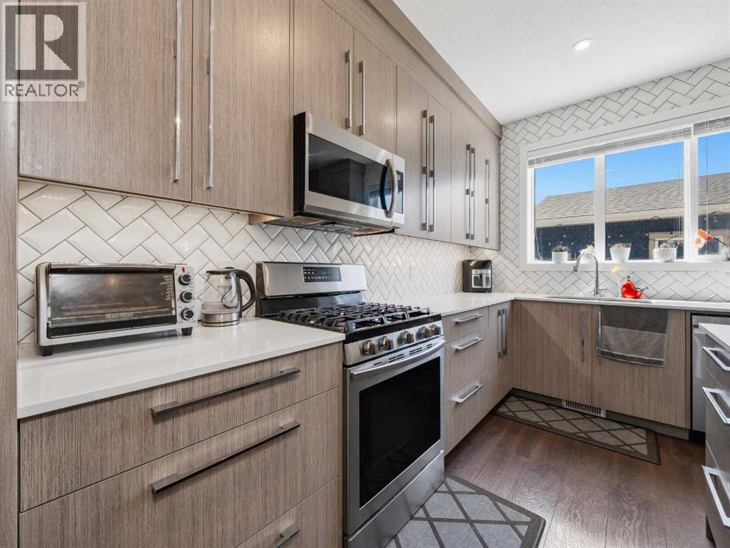 For sale: 153 Chelsea Drive, Chestermere, Alberta T1X1Z2 - A2313980 ...