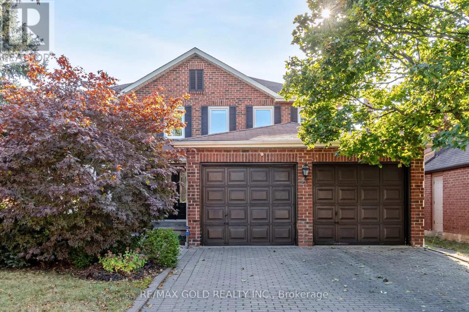 For sale: 21 NOTTINGHAM CRESCENT, Brampton (Westgate), Ontario L6S4G3 ...