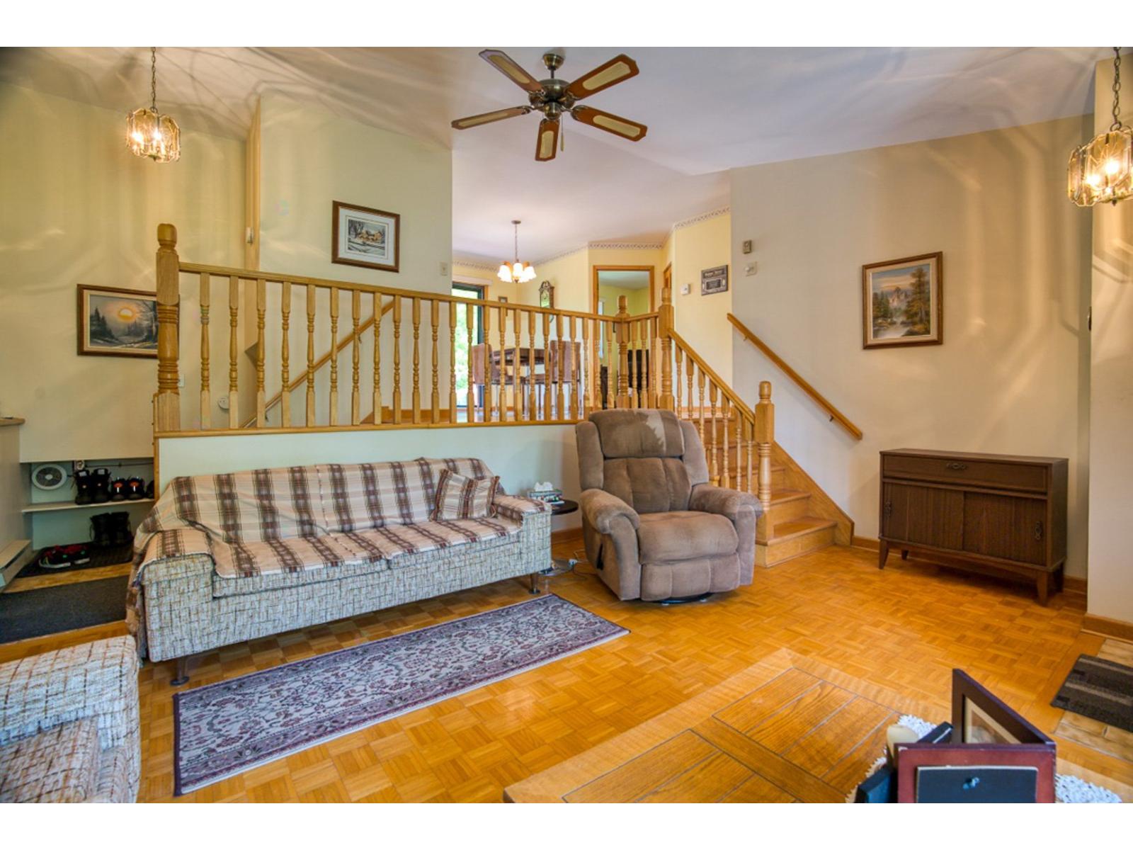 For sale: 2167 Boul. Perrot, Notre-Dame-de-l'Île-Perrot, Quebec J7W1G8 ...