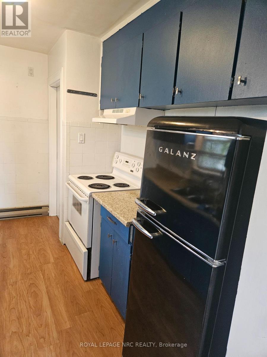 For rent: APARTMENT - MAIN FLOOR - 46 MARTIN STREET, Thorold (Thorold ...