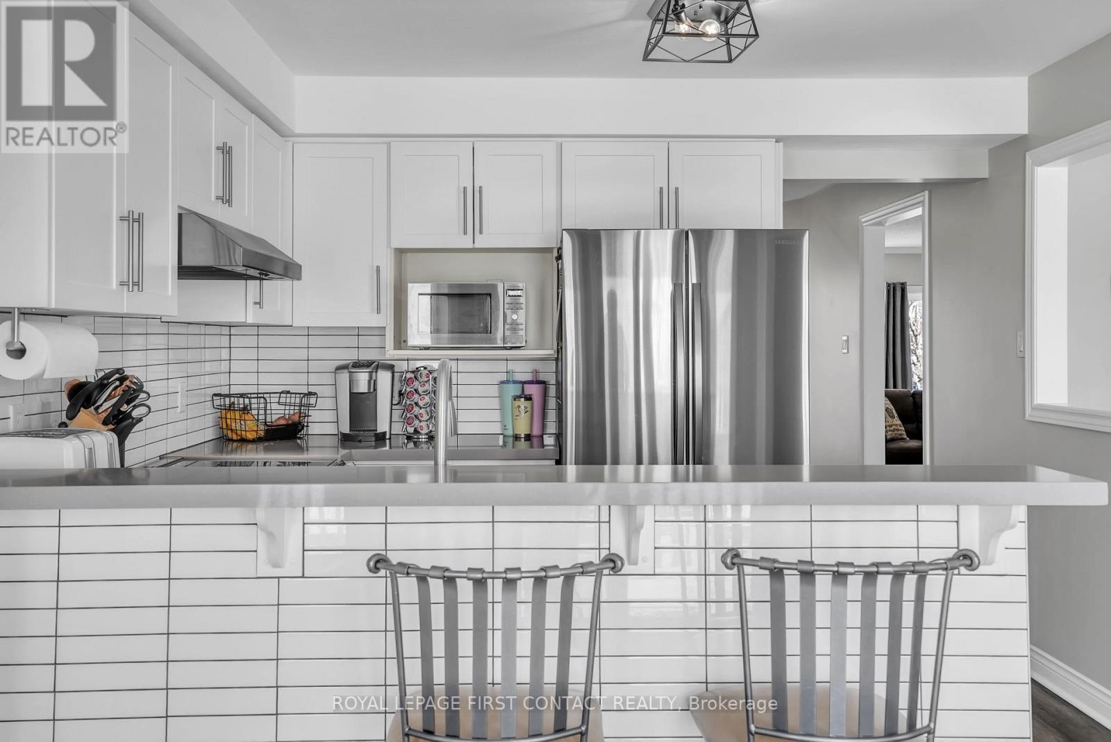 For sale: 340 LIVINGSTONE STREET W, Barrie (Northwest), Ontario L4N7C5 ...