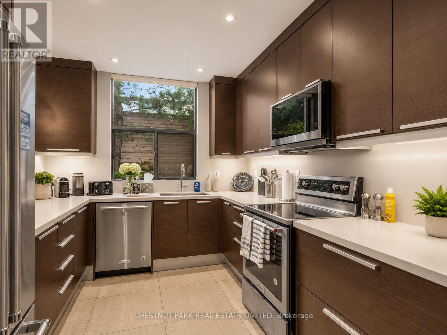 For rent: 100 - 616 AVENUE ROAD, Toronto (Casa Loma), Ontario M4V2K8 ...