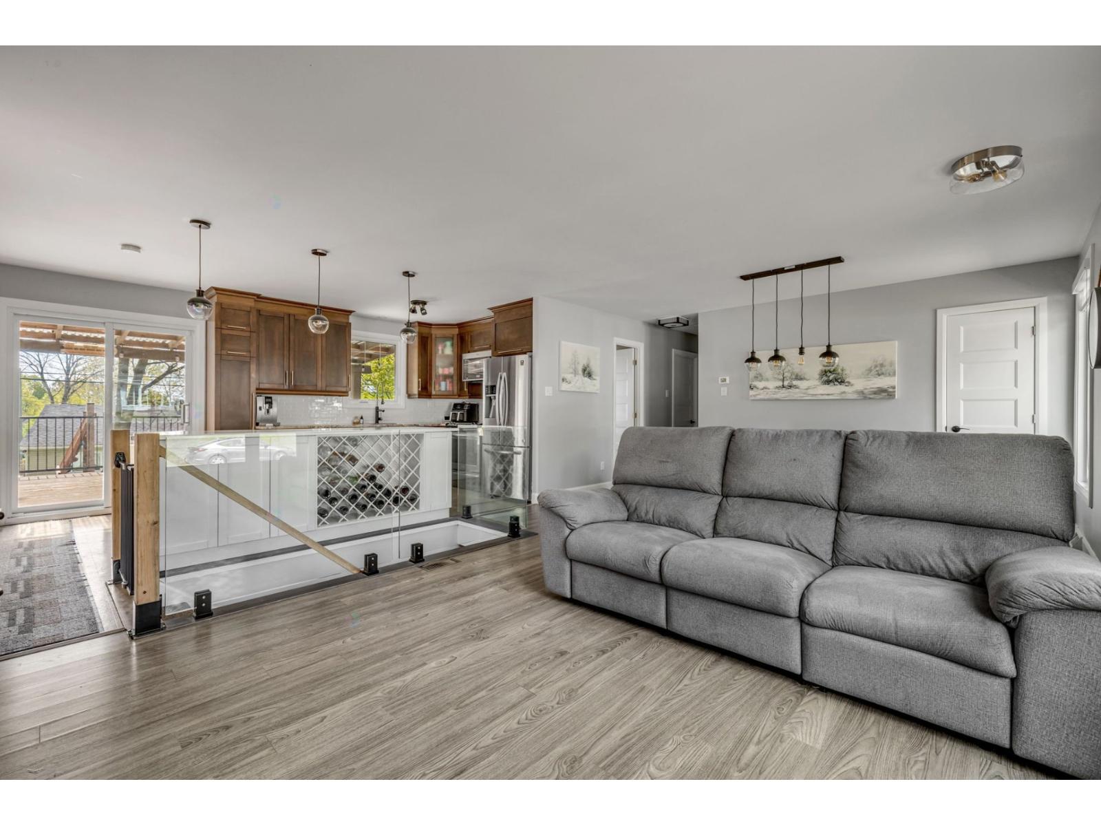 À vendre : 23 Rue du Père-Chabanel, Québec (La Haute-Saint-Charles ...