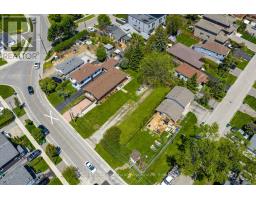 For sale: 1063 ALEXANDRA AVENUE, Mississauga (Lakeview), Ontario L5E2A1 ...