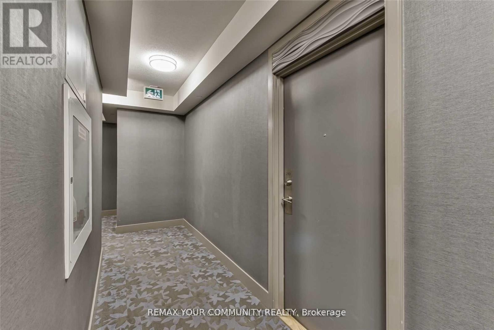 For rent: 210 - 9618 YONGE STREET, Richmond Hill (North Richvale ...
