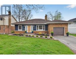 For sale: 1530 CATON STREET, Ottawa, Ontario K1H6J4 - X13208004 ...