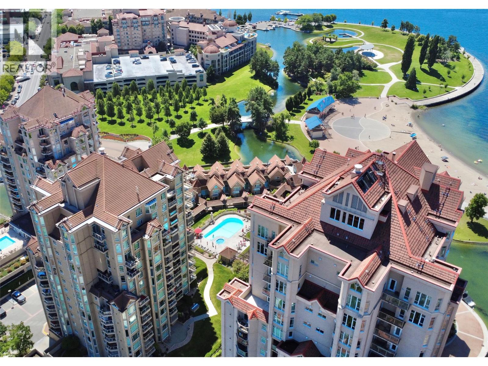 For sale: 1152 Sunset Drive Unit# 1702, Kelowna, British Columbia ...