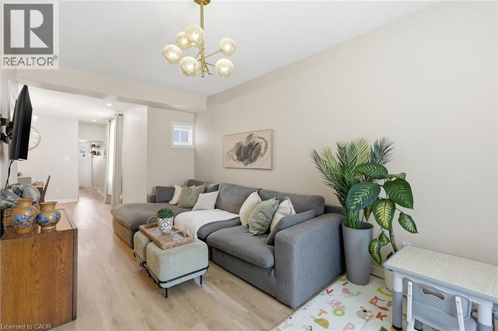 For sale: 34 BAILLIE Street, Hamilton, Ontario L8N2K5 - 40834414 ...