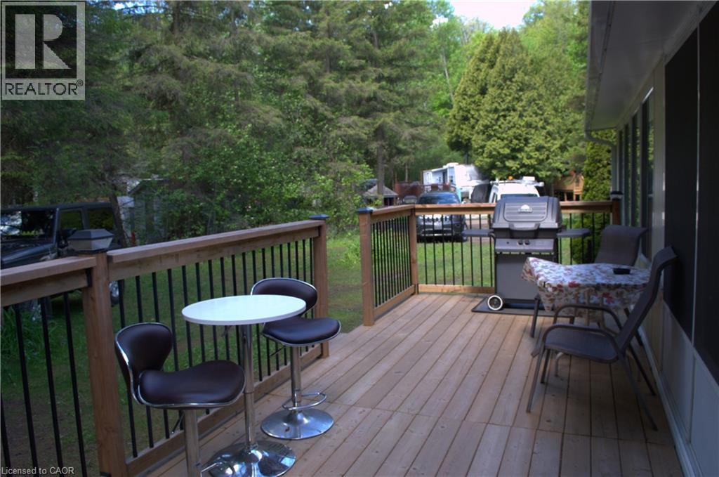 For sale: 673 BRANT WATERLOO Road Unit# 58, Ayr, Ontario N0B1E0 ...