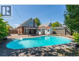 For sale: 27 DELEVAN Crescent, Hamilton, Ontario L9A4A8 - 40834259 ...