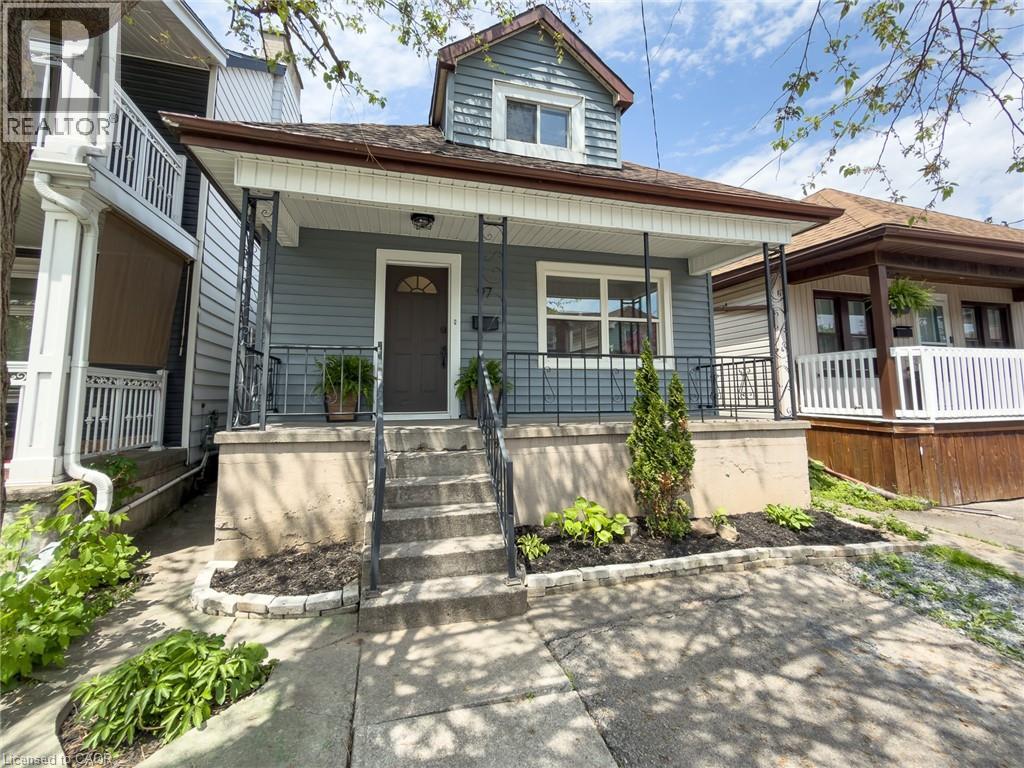 For sale: 97 CROSTHWAITE Avenue N, Hamilton, Ontario L8H2V3 - 40832914 ...