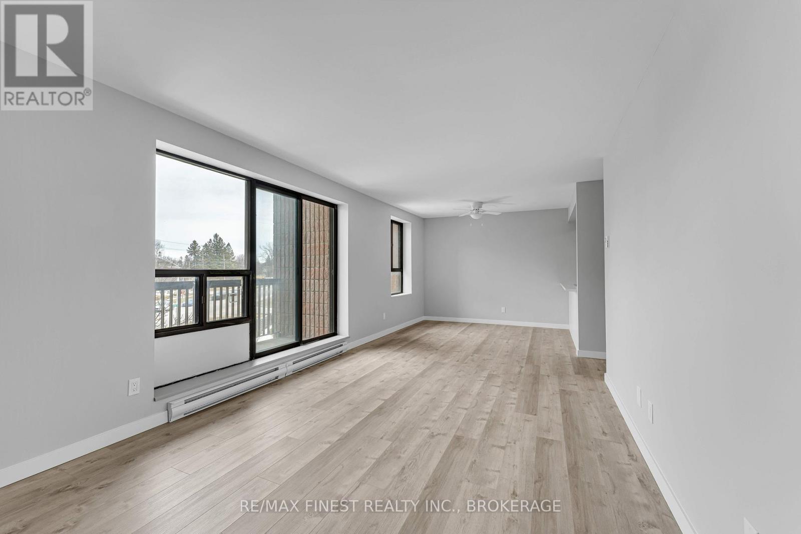 For sale: 301 - 17 ELDON HALL PLACE, Kingston (Central City West ...