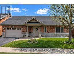 For sale: 8 GREEN ARBOUR WAY, Kawartha Lakes (Lindsay), Ontario K9V0E6 ...